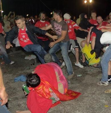 Liverpool hooligans again. > Betfair Community > Football